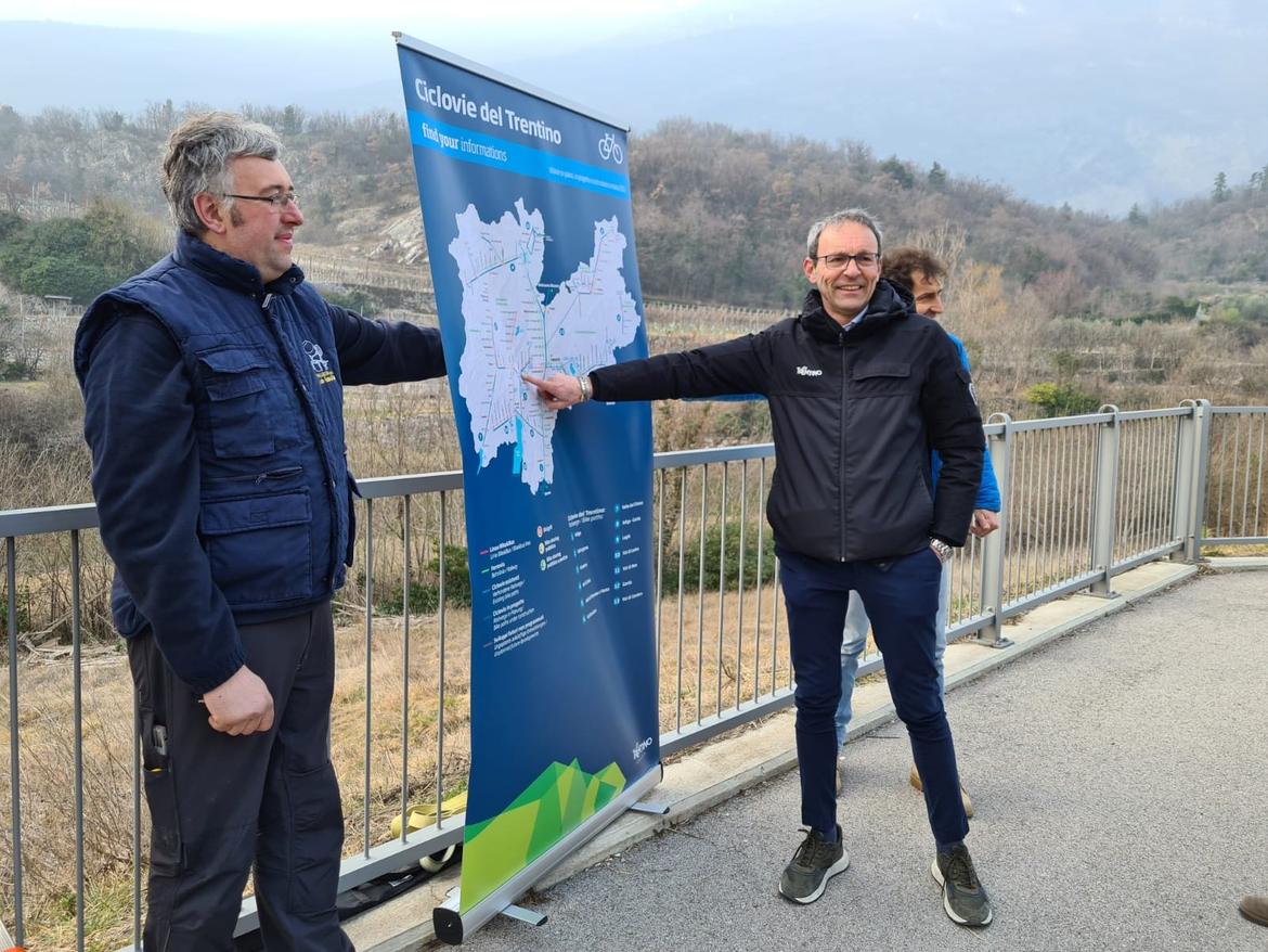 Consegnati i lavori della pista ciclopedonale da Vezzano a Padergnone Consegnati i lavori della pista ciclopedonale da Vezzano a Padergnone